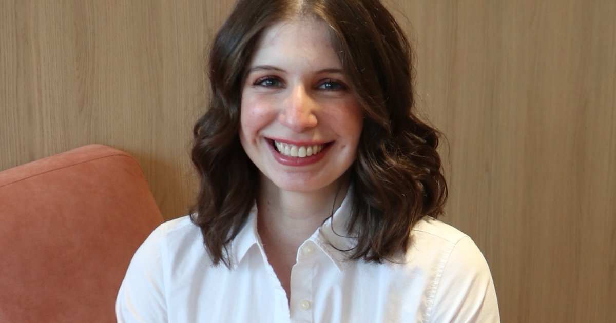 Elizabeth L. - Diagnosed at age 5 | Lupus Foundation of America